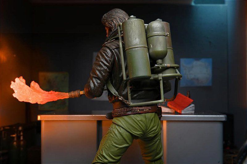 Action Figure Ultimate The Thing Station - Neca Toys - Cubo Nerd - O ...