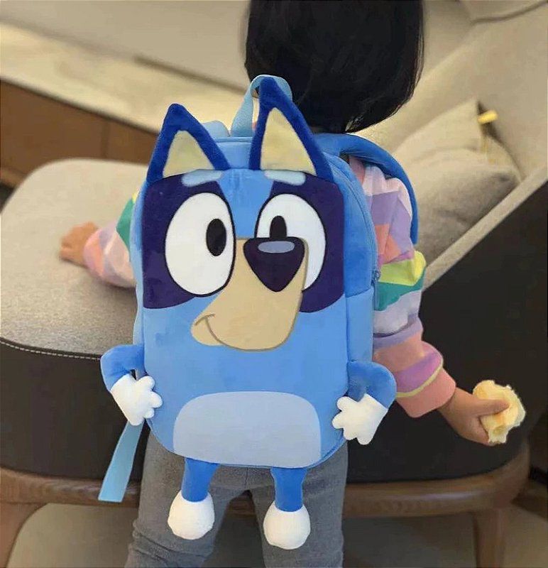 Mochila Escolar Pelúcia Bluey - Cubo Nerd - O universo geek em um clique.