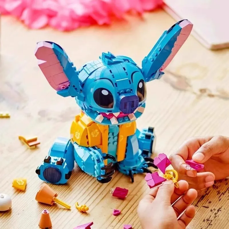 Disney Stitch - Blocos de Montar - Cubo Nerd - O universo geek em um ...
