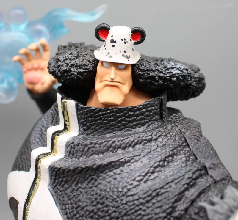 Figure Bartholomew Kuma 30cm c/ LED's - One Piece - Cubo Nerd - O ...
