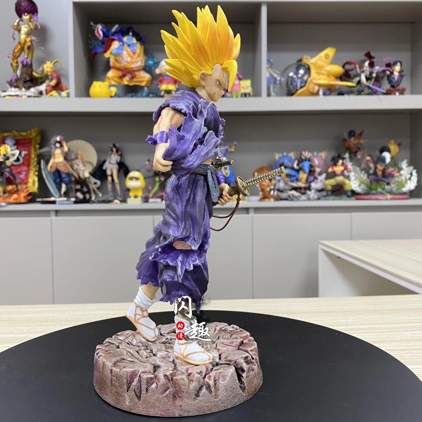 Figure Gohan Ssj Bushin - Dragon Ball - Cubo Nerd - O universo geek em ...