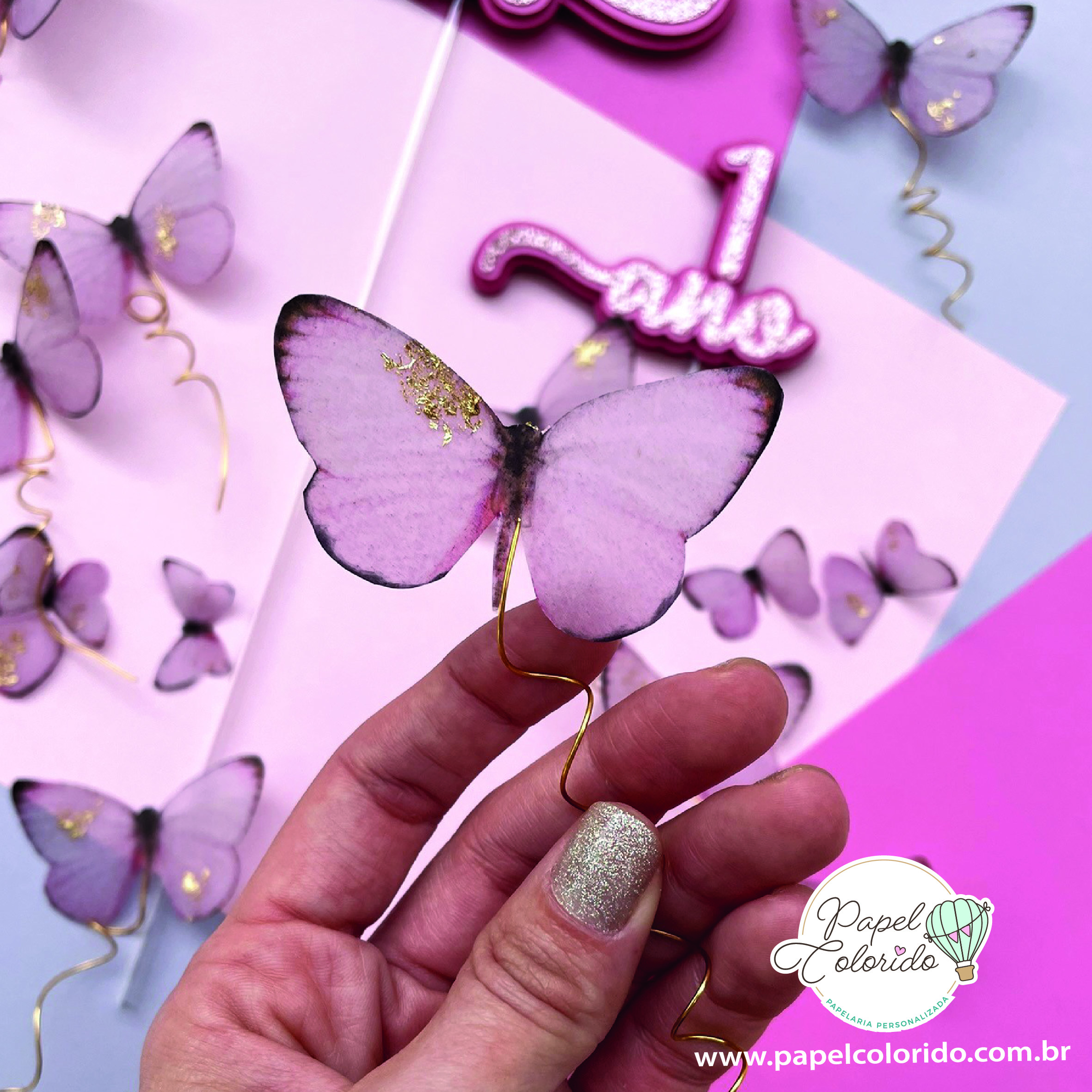 Topo de Bolo: Borboletas transparentes na cor rosa - Papel Colorido