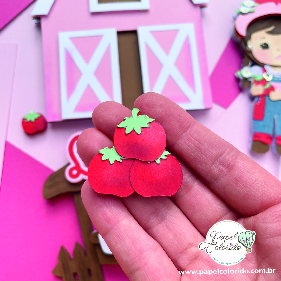 Topo de Bolo: Fazendinha Menina, fazendeira do tomate - Papel Colorido