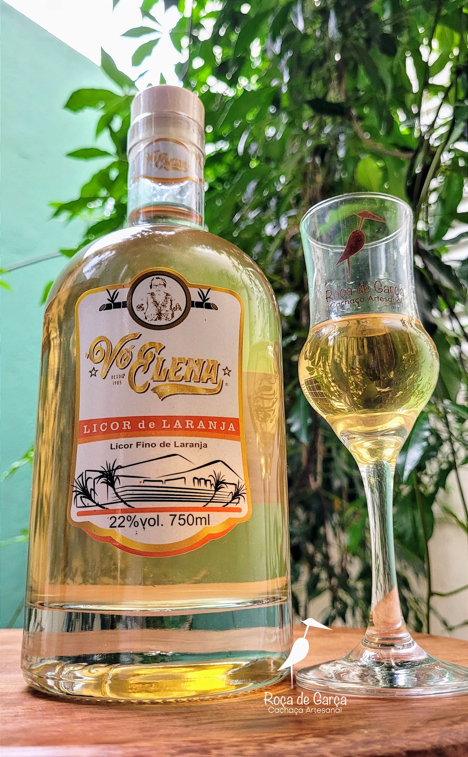 Licor Fino de Laranja - Roça de Garça Cachaça Artesanal