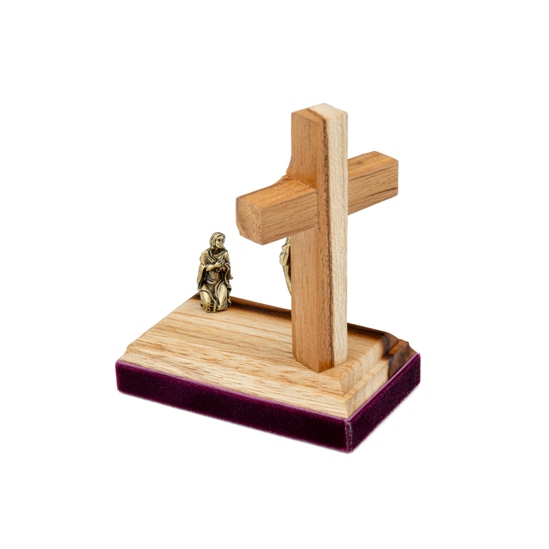Adorno da Virgem Maria aos Pés da Cruz de Madeira - Loja Jovens Católicos