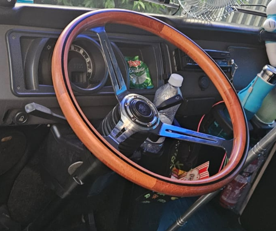 Volante de Madeira para Carros Antigos - Karfuka Peças e Acessórios ...