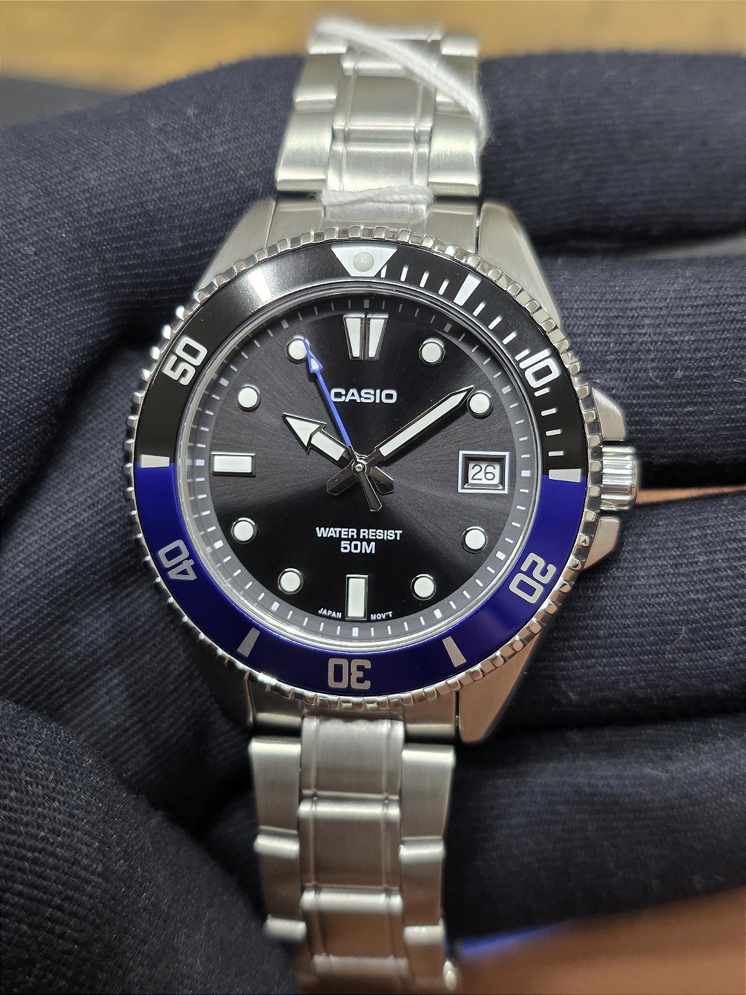 Relógio Casio Duro MDV-10-1A2VDF Batman – Compacto, Aço e Estilo Diver ...