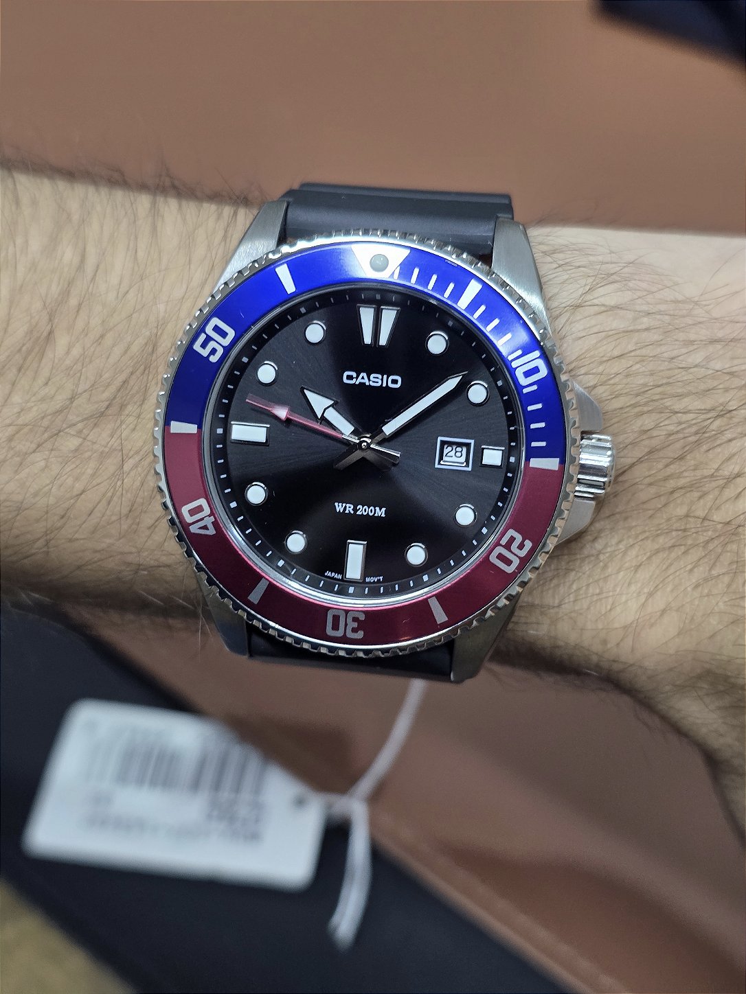 Relógio Casio Duro MDV-107-1A3V Pepsi – Diver 200m Original e Robusto ...