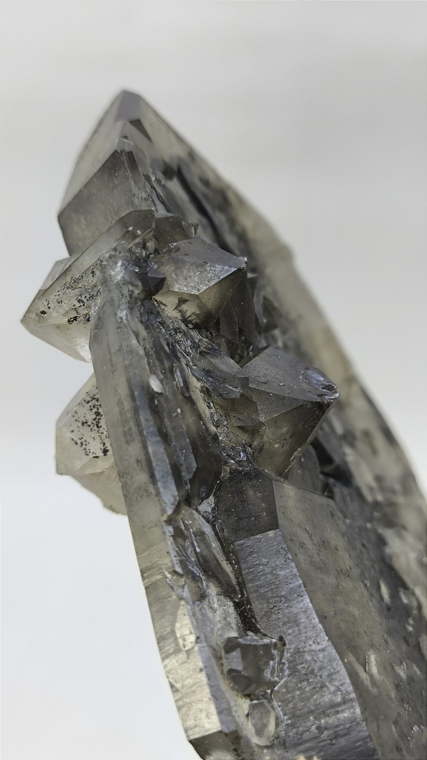 Quartzo fumê tabular - Macla Minerais