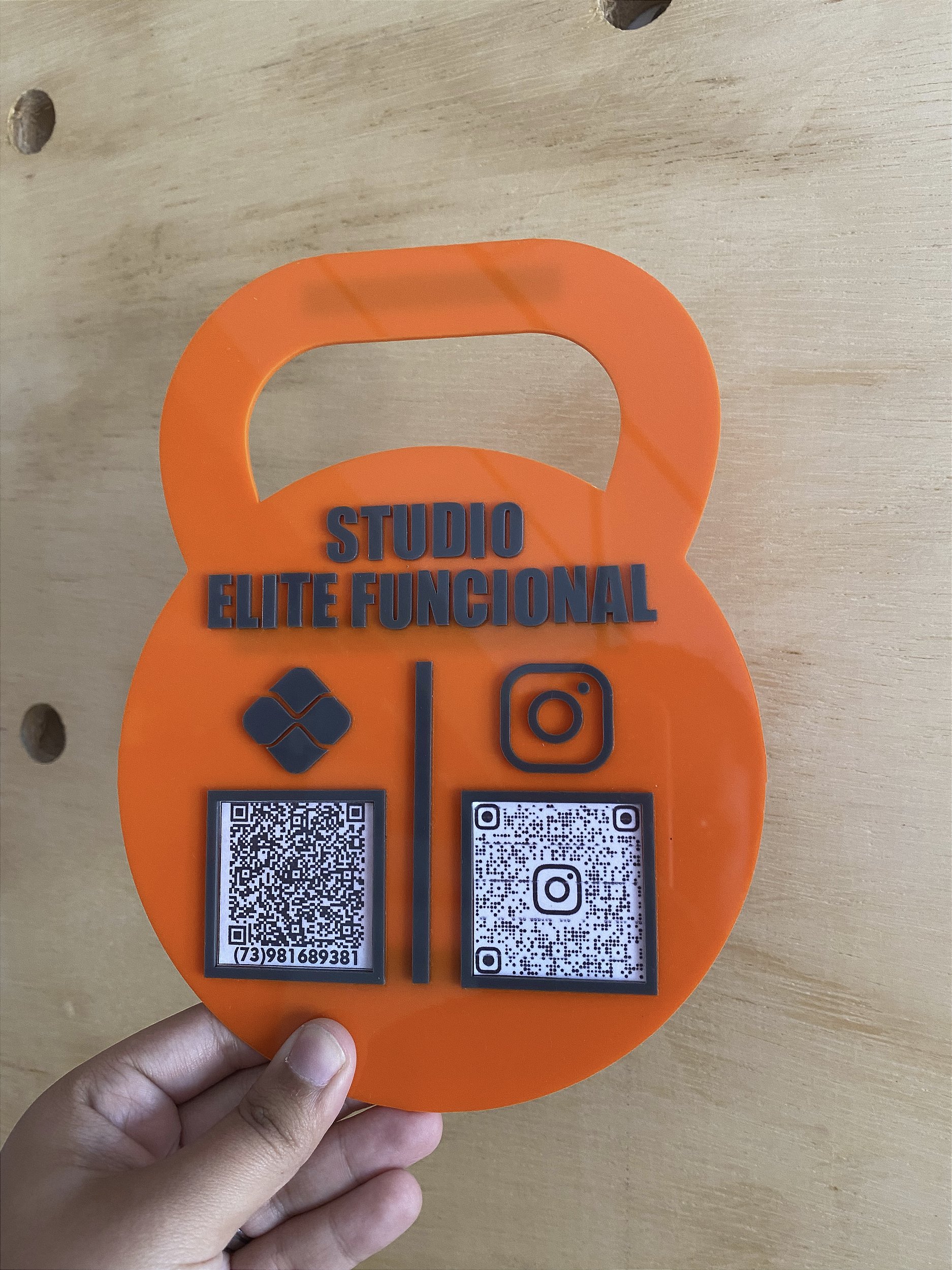 Placa Qr Code Acrílica Personalizável - Lima Personalizados