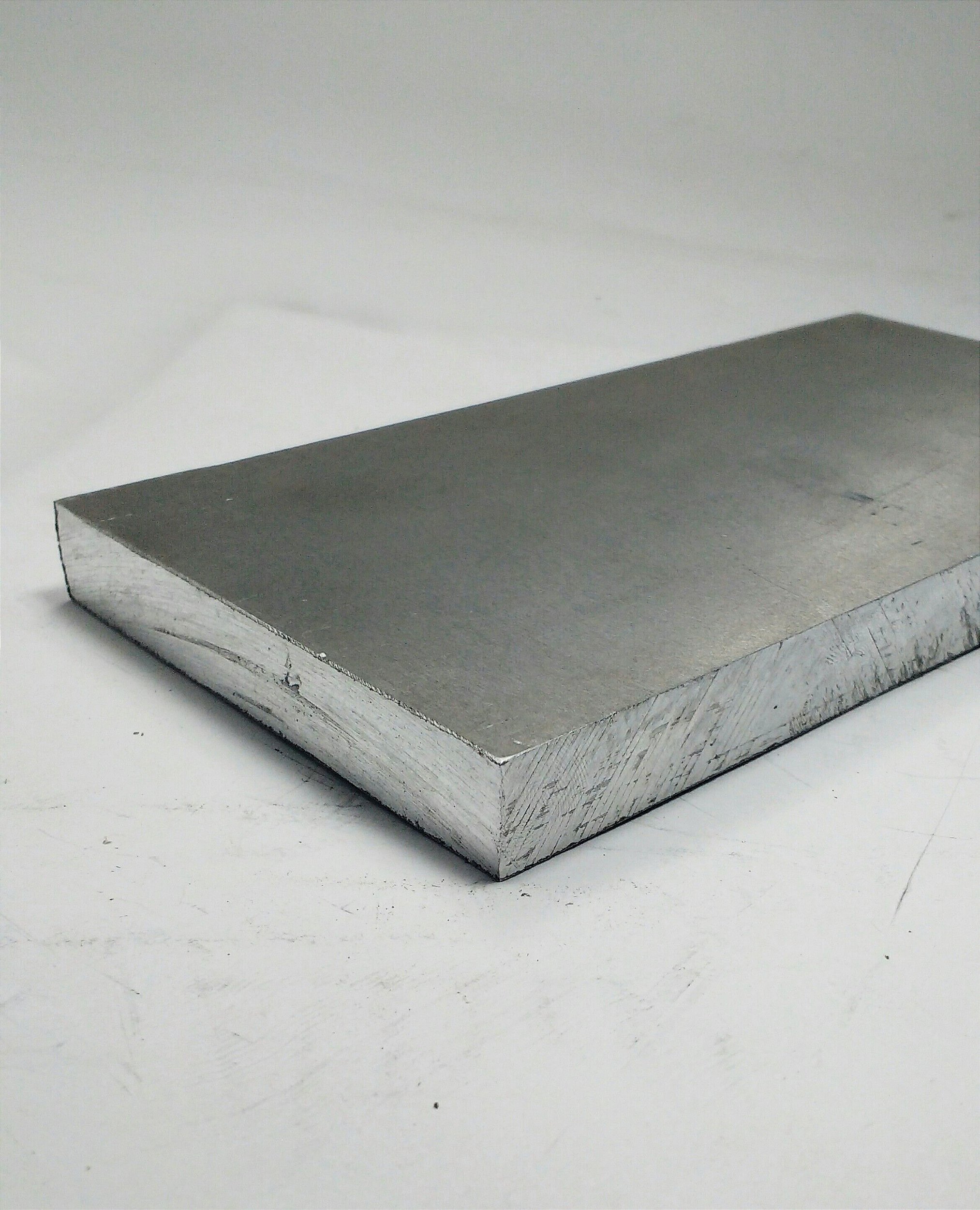 chapa de alumínio lisa 5/8" polegadas = 15,87mm = 1,58cm - Alumínio Alure