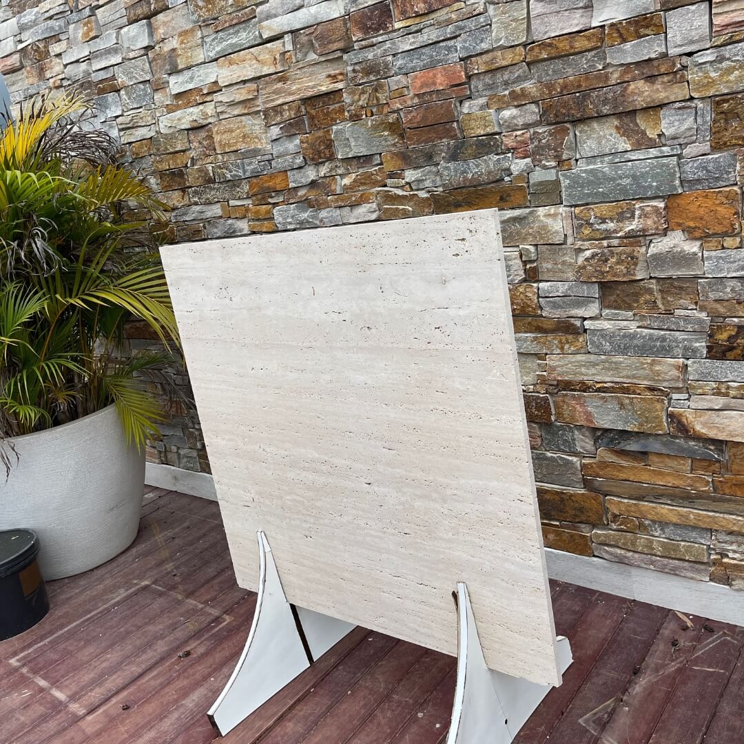 Piso Travertino Romano 1m x 1m - Pedra Espanha