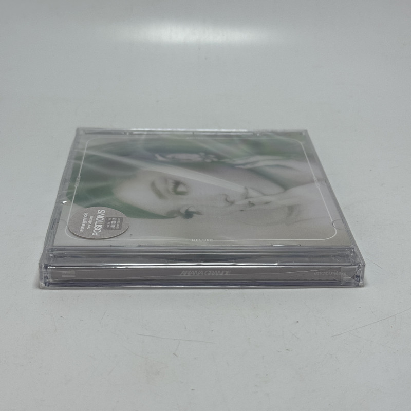 Cd Ariana Grande - Positions Deluxe - Baú Musical