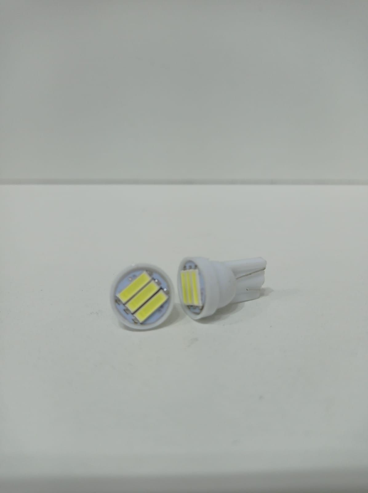 LAMPADA LED T10 3 LEDS 6000K 12V - Four Leds Lampadas Automotivas