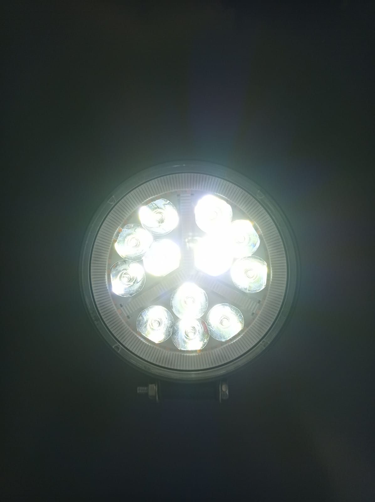 FAROL DE LED REDONDO 12 LEDS 3000-6000K 75W 12-24V 11X2CM - Four Leds ...