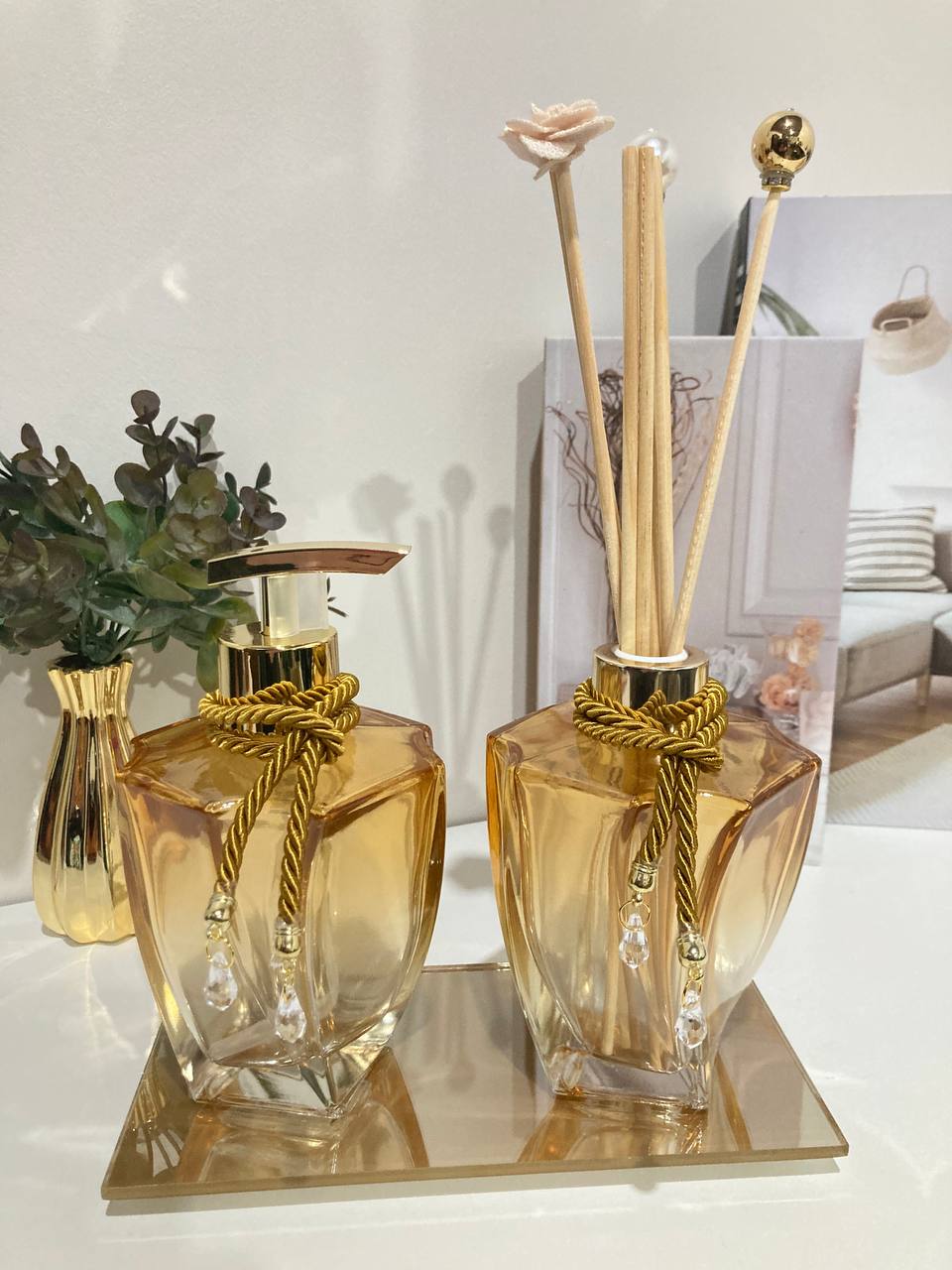 Kit Difusor e Saboneteira com Bandeja Elegance Dourado Degradê - KRC HOME DECOR