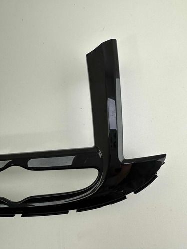 Moldura Painel Tracker 2017 2018 2019 - VF Auto Peças