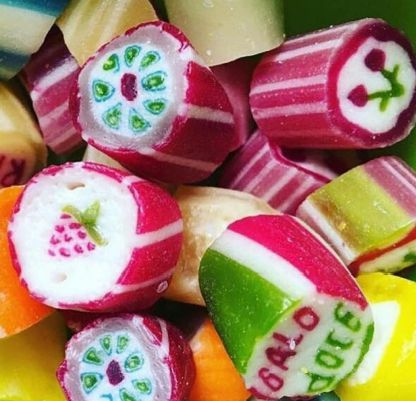 Bala Morango Portuguesa Artesanal Rocs 200g - Galo Doce - Estação Doces