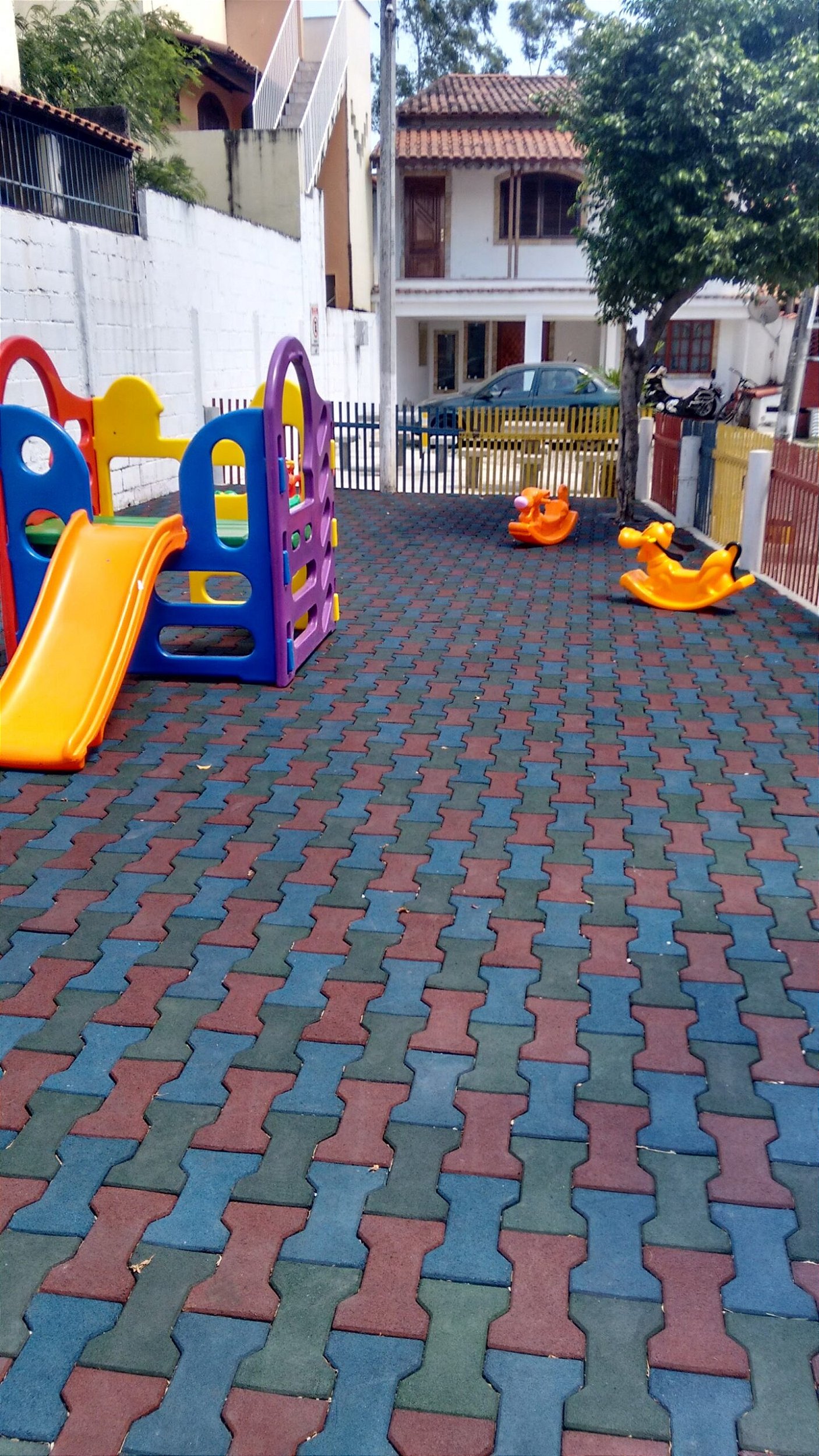 Piso de Borracha para Playground Formato Ossinho - Ebenézer Brinquedos ...