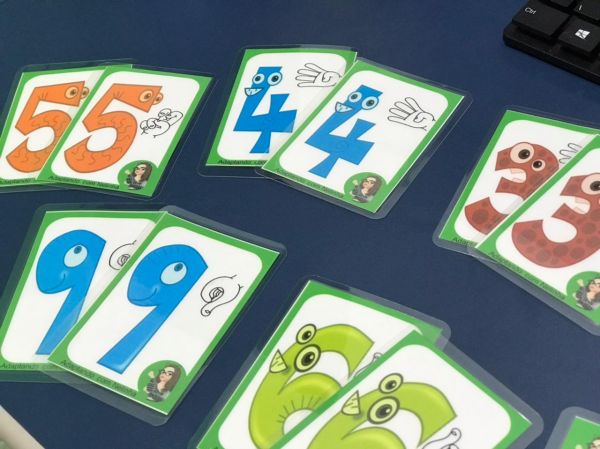 JOGO DA MEMÓRIA NUMERAL E Nº LIBRAS - adaptandocomnelinha