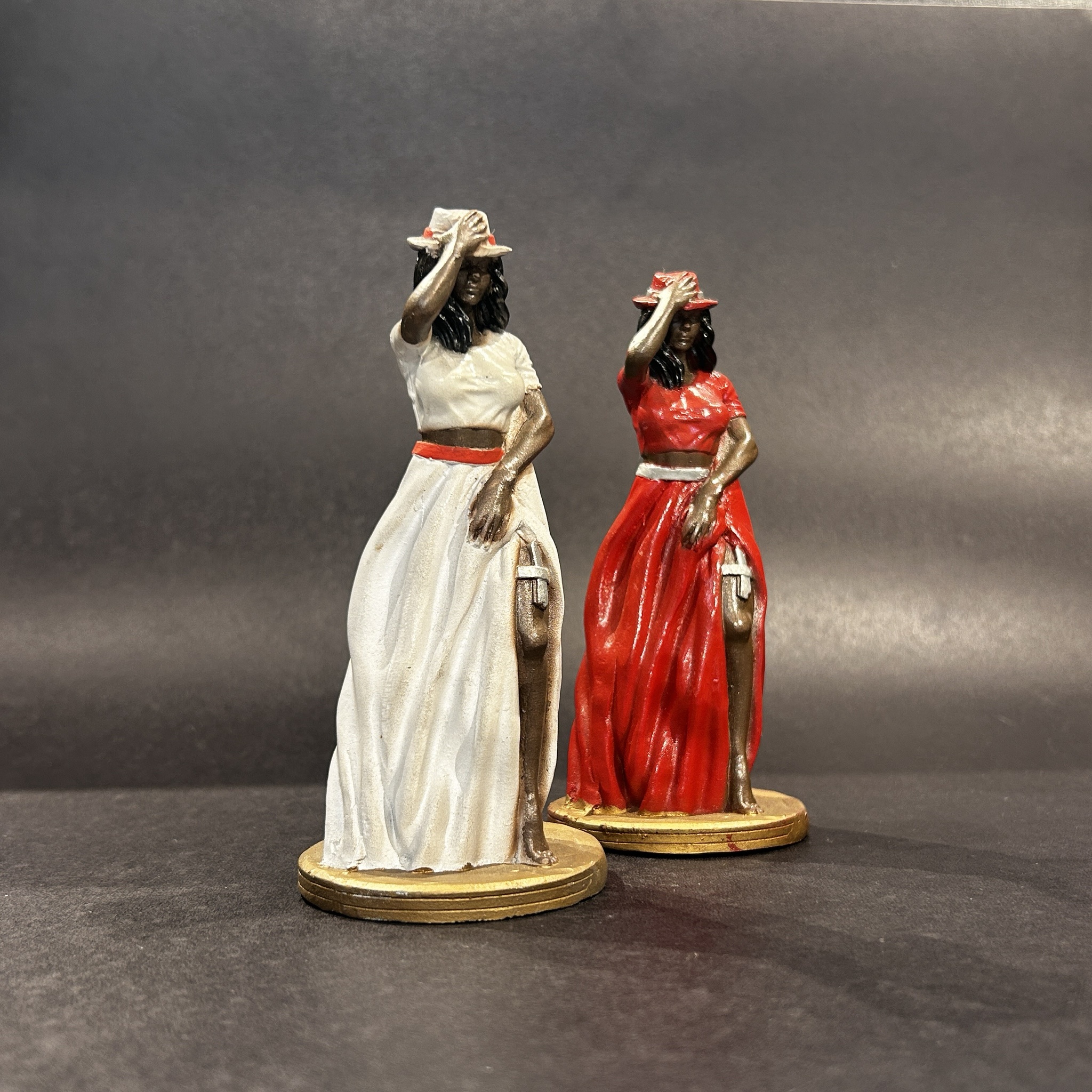 Estátua Resina 15CM Maria Navalha | Odunire Artigos religiosos - Loja ...