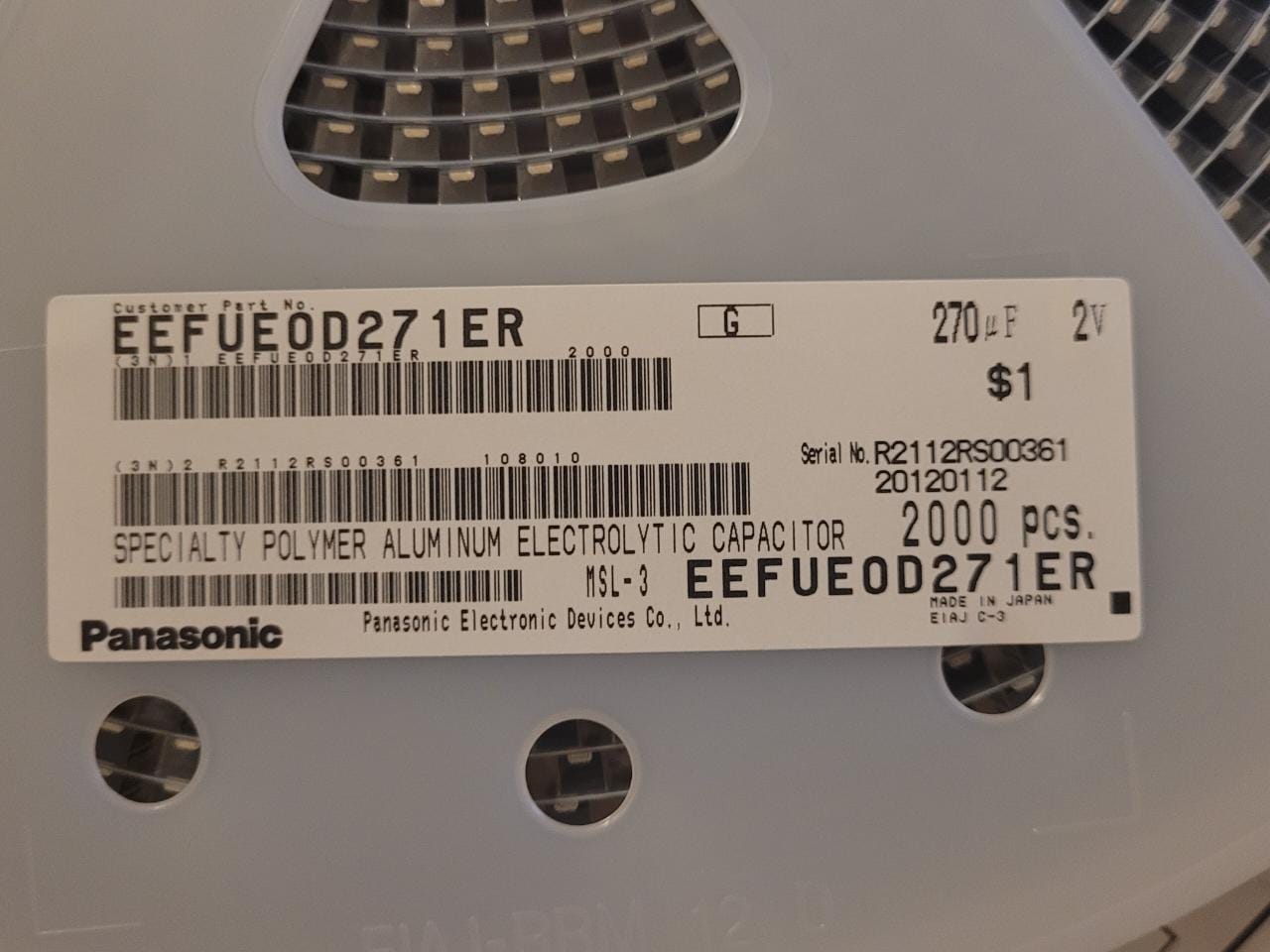 Capacitor de Polimero Aluminio Smd 270UF/2V 20% 4,3mmX4,2MM Eefue0d271 ...