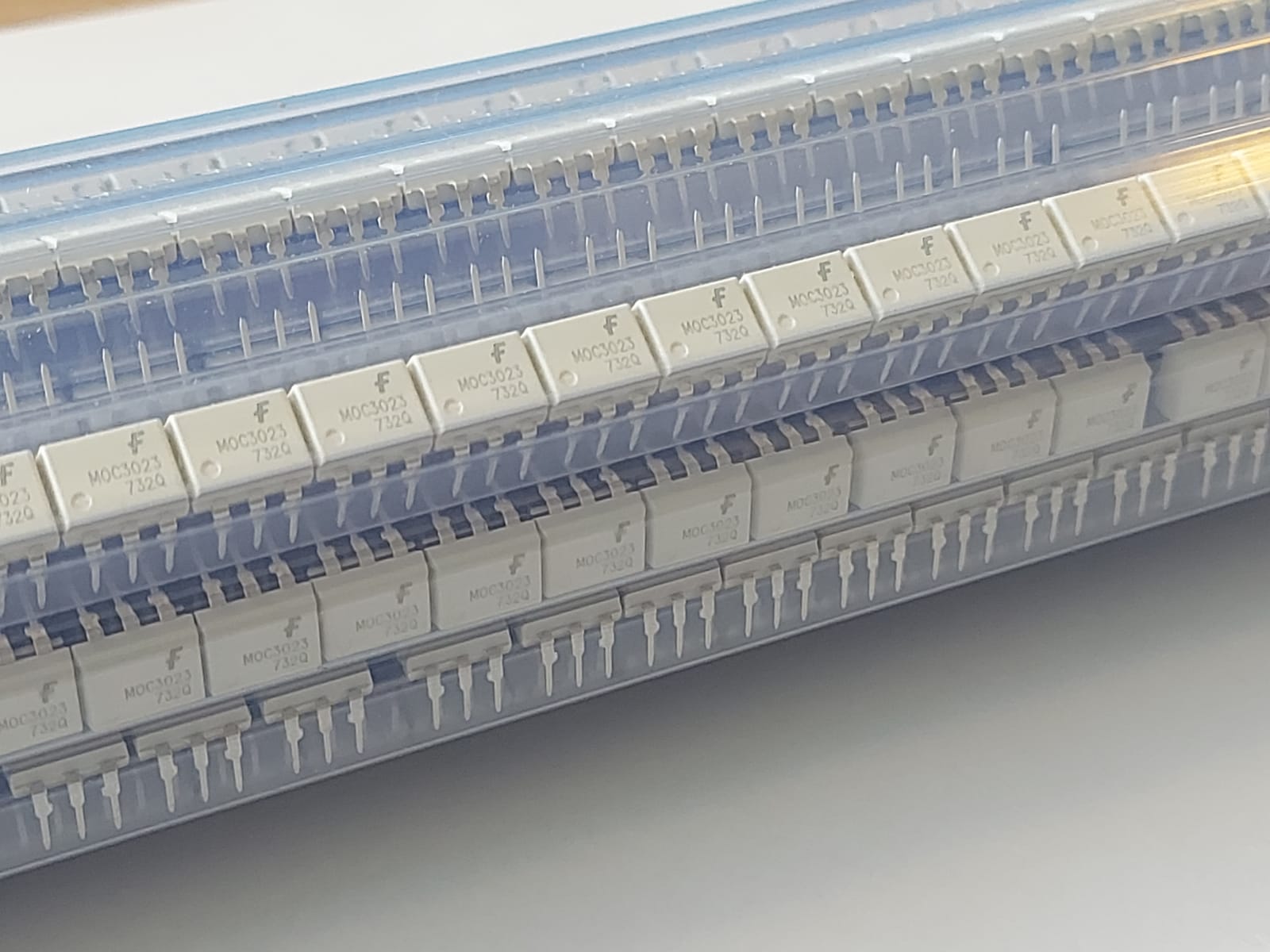 Circuito Integrado MOC3023 DIP-6 FAIRCHILD - Power Circuit ...