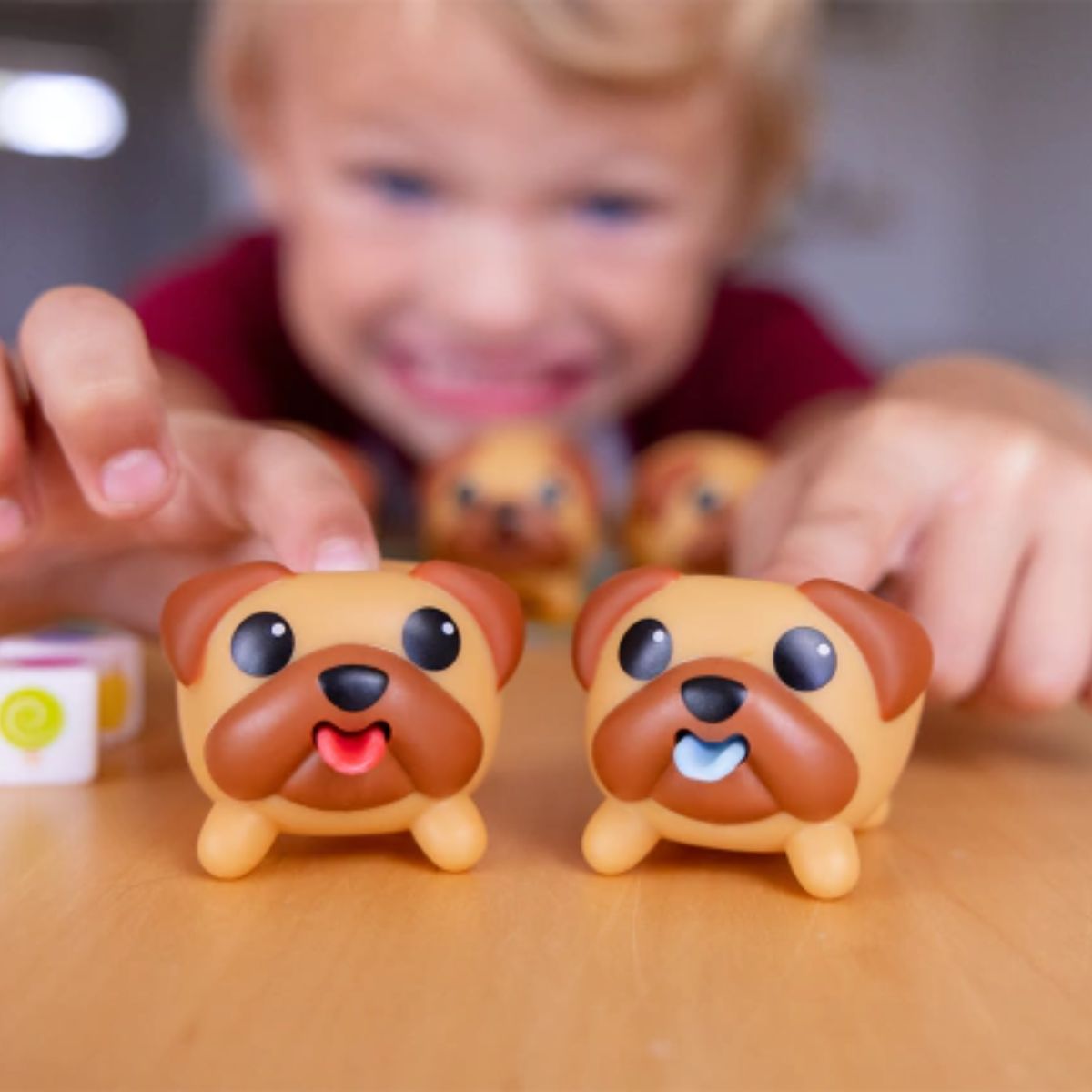 Jogo De Tabuleiro Board Game Pugs Fofinhos Lambeijocas - Hiper Comercial