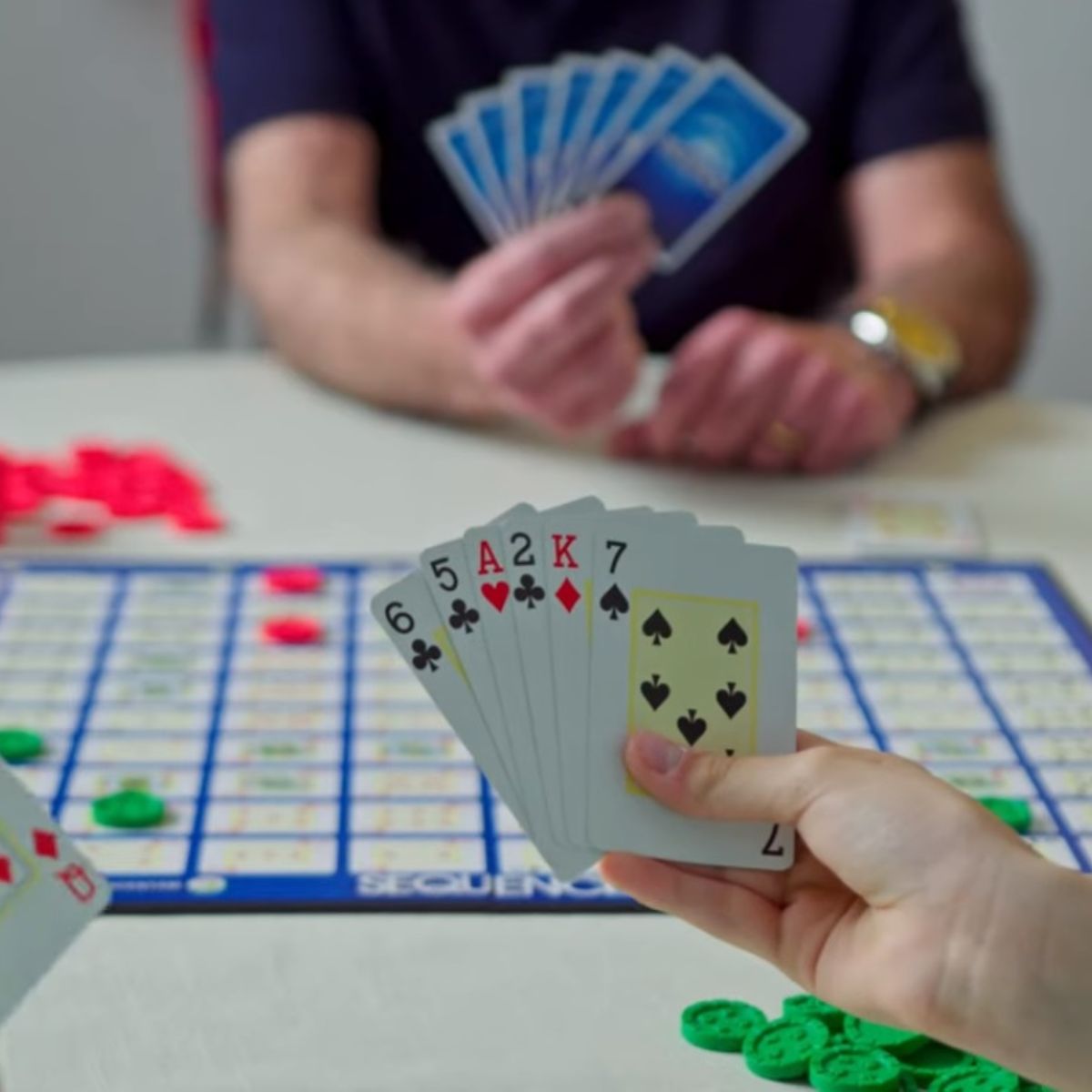 Jogo De Tabuleiro Com Cartas Sequence Copag - Hiper Comercial