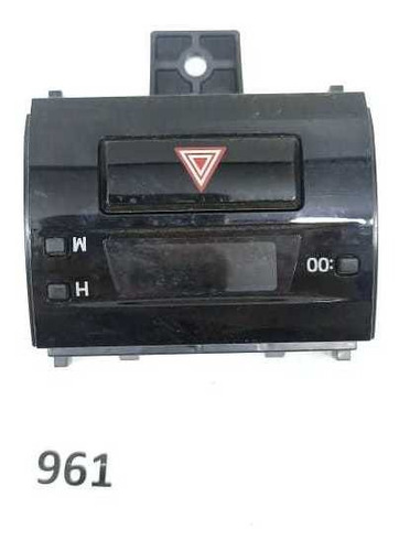 Botão Alerta/relógio Toyota Hilux Sw4 2018 - TurboVille Auto Parts