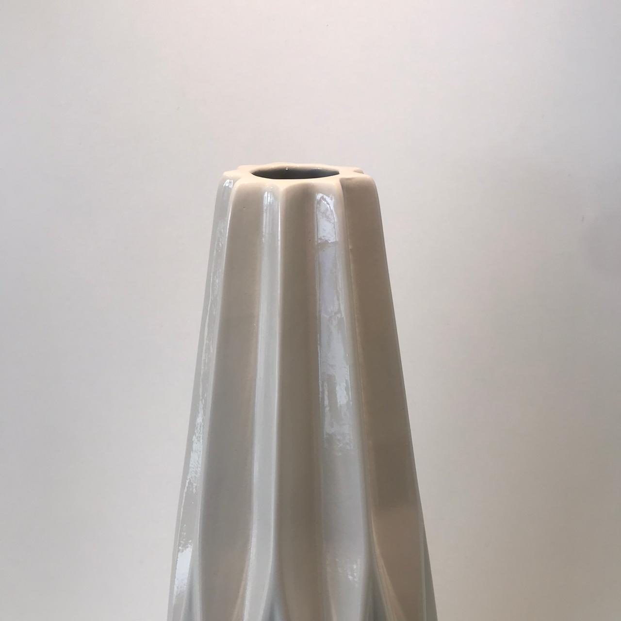 GARRAFA TRILLION 1 OFF WHITE GRANDE 42X16CM - Debora Decorações ...