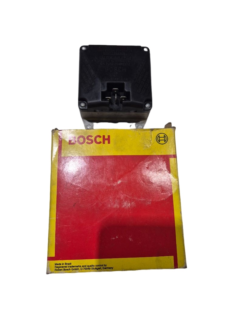 Regulador de Voltagem Alternador 24V Fiat 130 Fiat 140 Scania 110 111 Volvo N10 N12 - Bosch ...