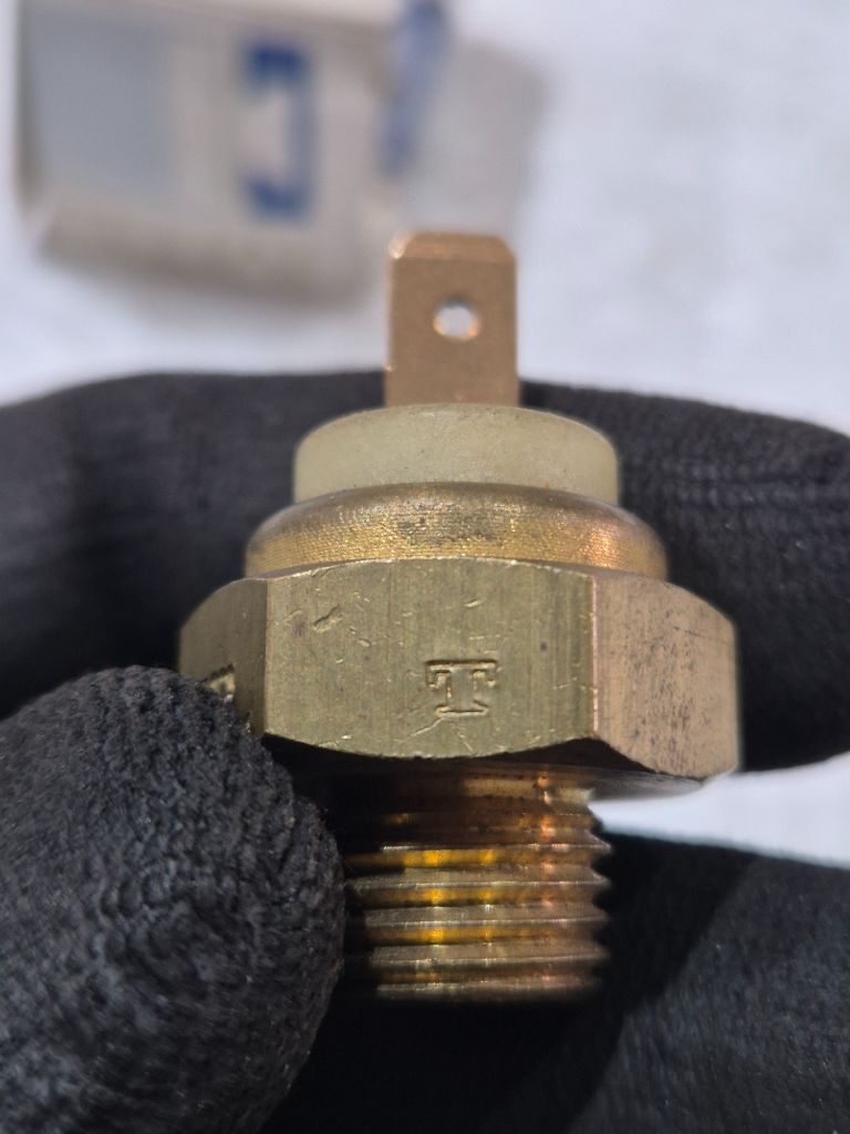 Interruptor Térmico Lâmpada Advertência VW Gol 92 a 95 Parati 92 a 93 Saveiro 92 a 93 Original ...