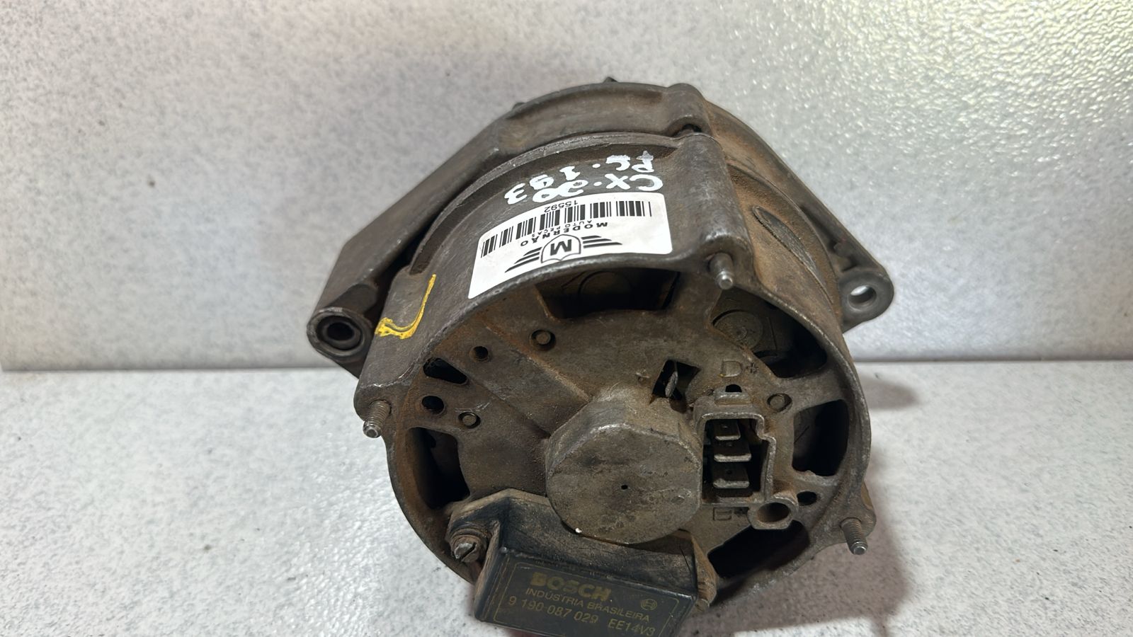 Alternador Fiat Fiorino/ PREMIO/UNO/ELBA/ 14V 65 AMP 1990 a 2001-BOSCH ...