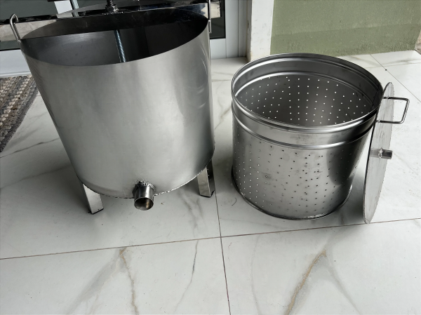 prensa 25 litros mel frutas mosto vinho cacau banha - Empório Inox ...