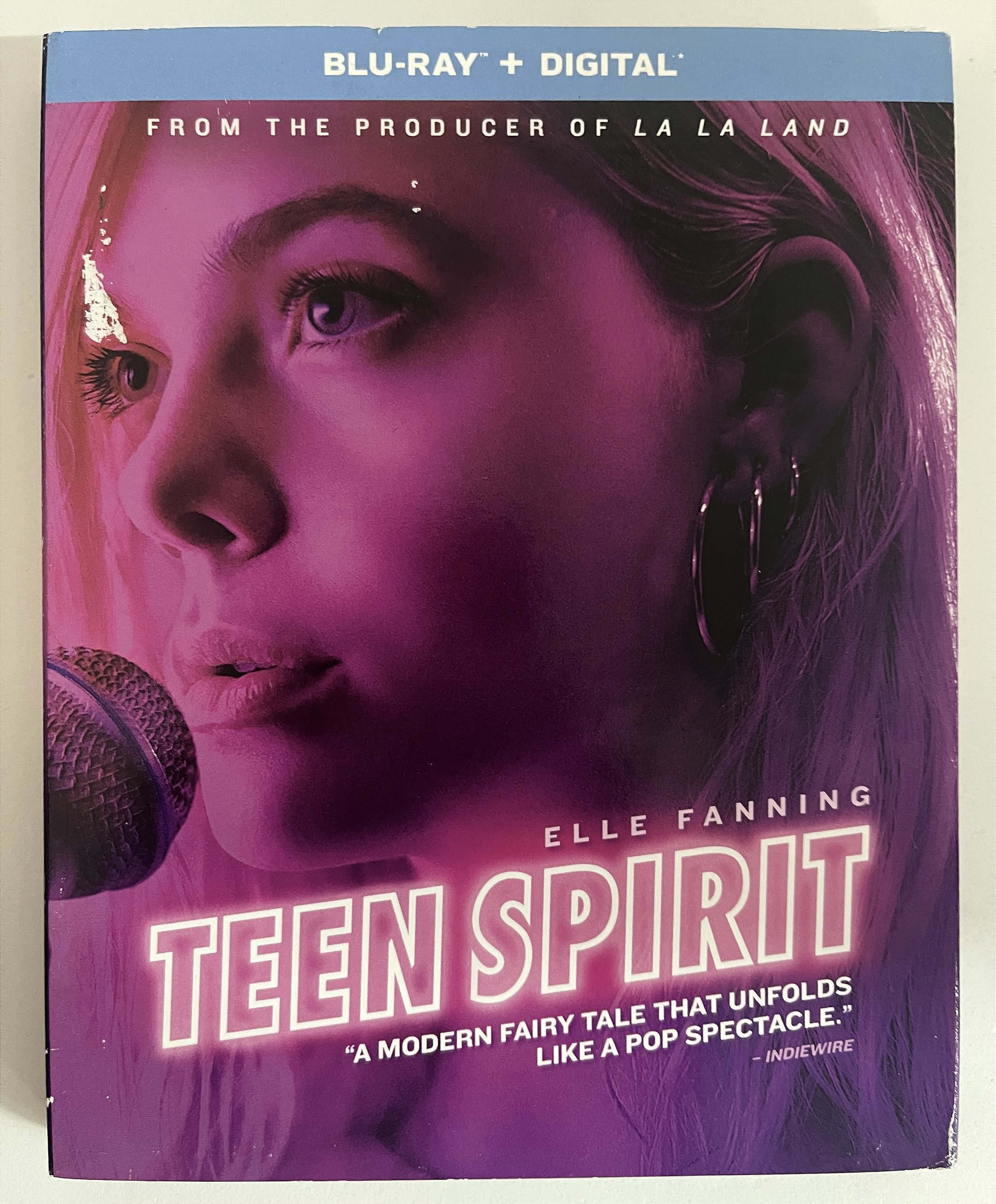 Blu-Ray Espírito Jovem - Elle Fanning | Teen Spirit - VanMovies ...