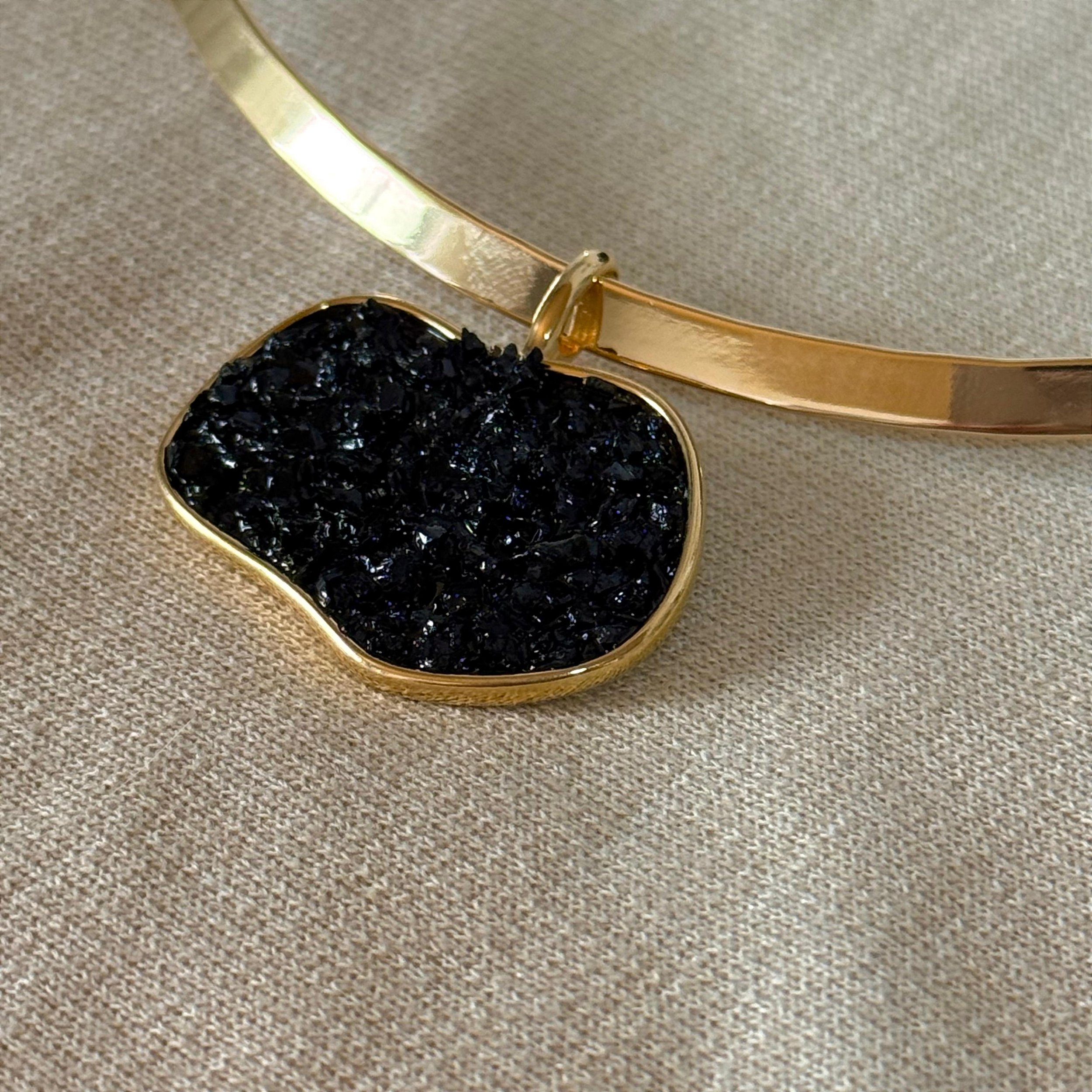 Conjunto Rígido Choker e Brinco Turmalina Negra – Proteção e Força ...