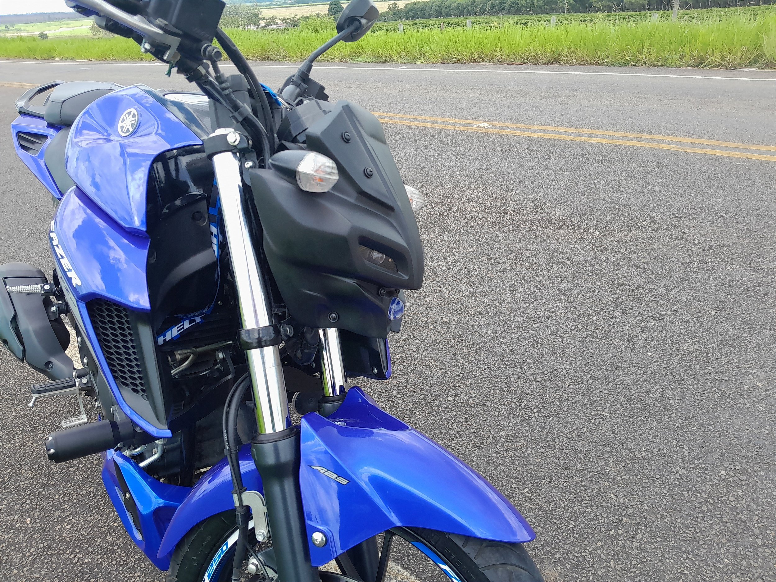 farol yamaha fz25 - motosdesign