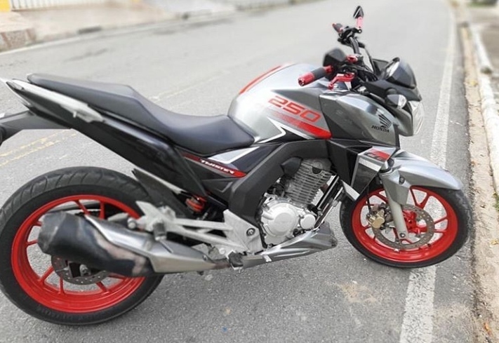 spoiler, bico de pato cbtwister 250 - motosdesign