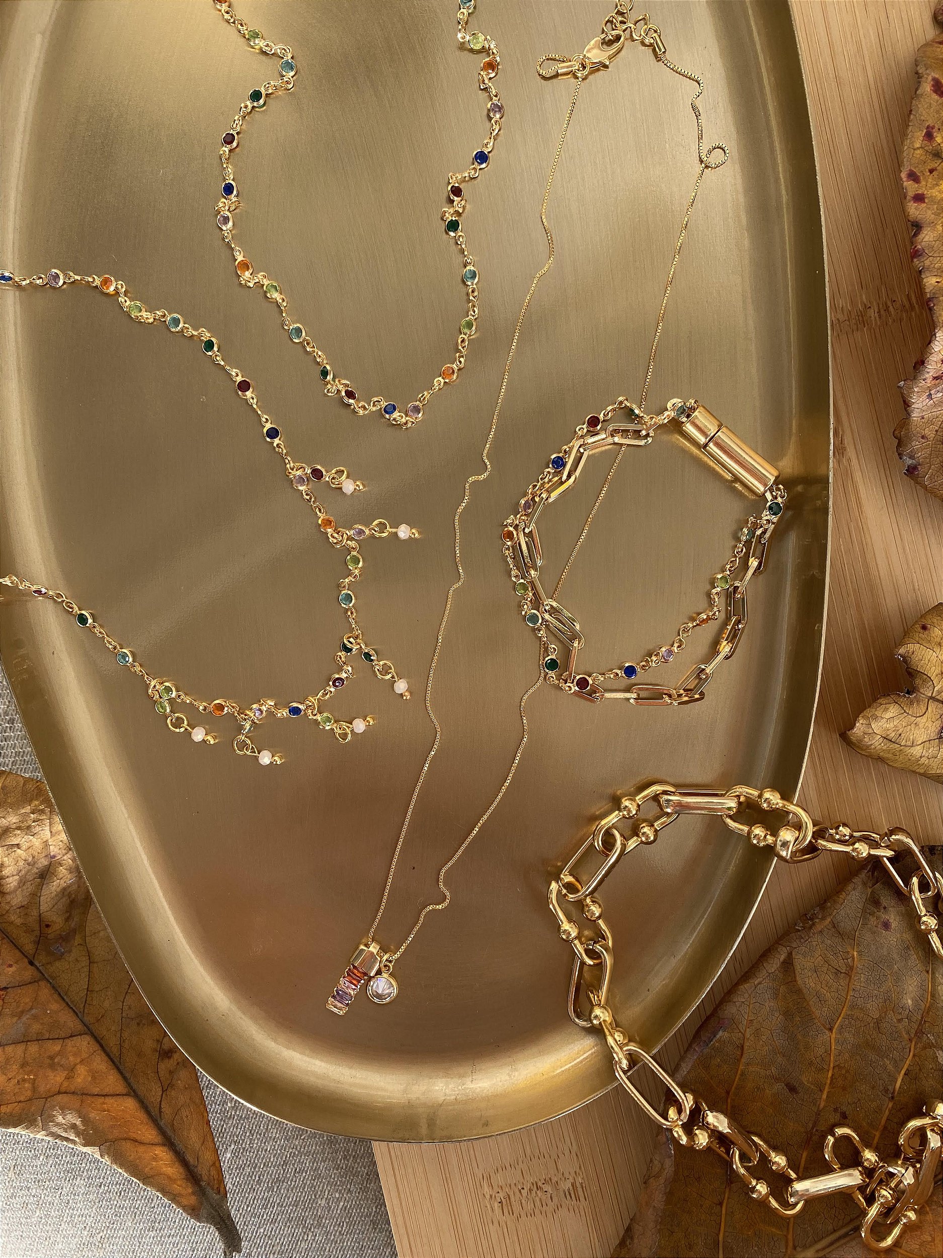 Colar longo Rainbow - Miosotis Acessórios/ Semijoias Autorais