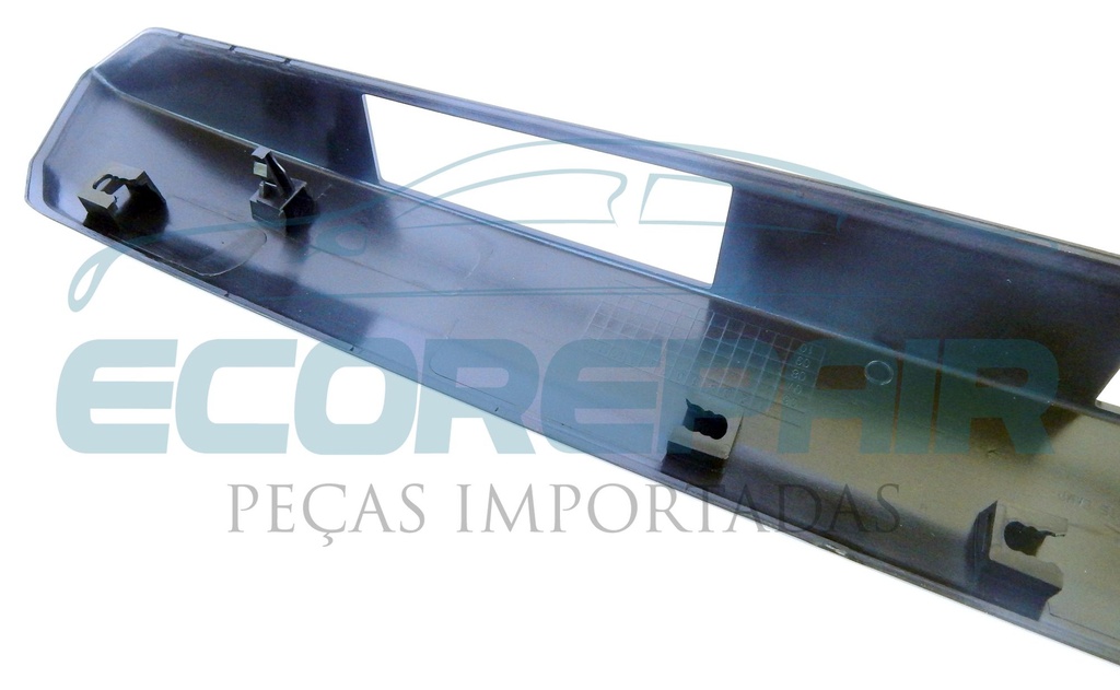 Moldura luz de placa Pajero Full - Ecorepair Peças Importadas