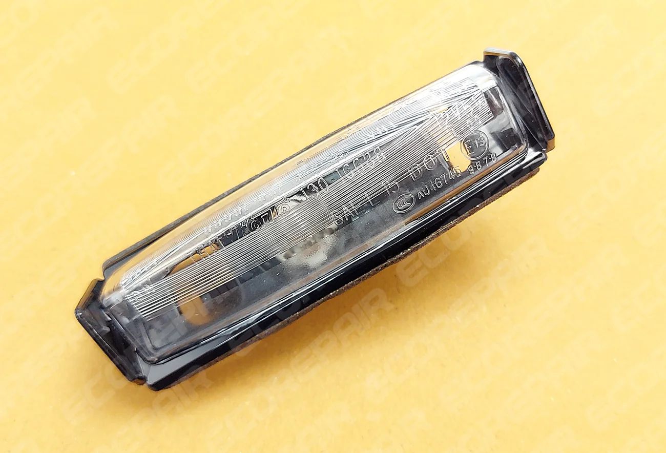 Lanterna da placa Pajero Sport 2019 em diante - Original - Ecorepair ...