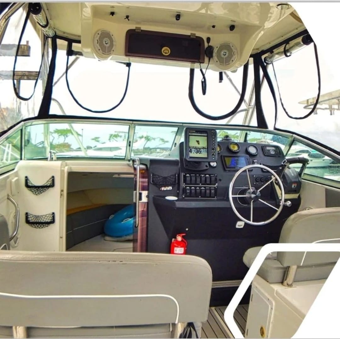 Lancha Fishing 28 Wa com parelha Evinrude - vistamarnautica