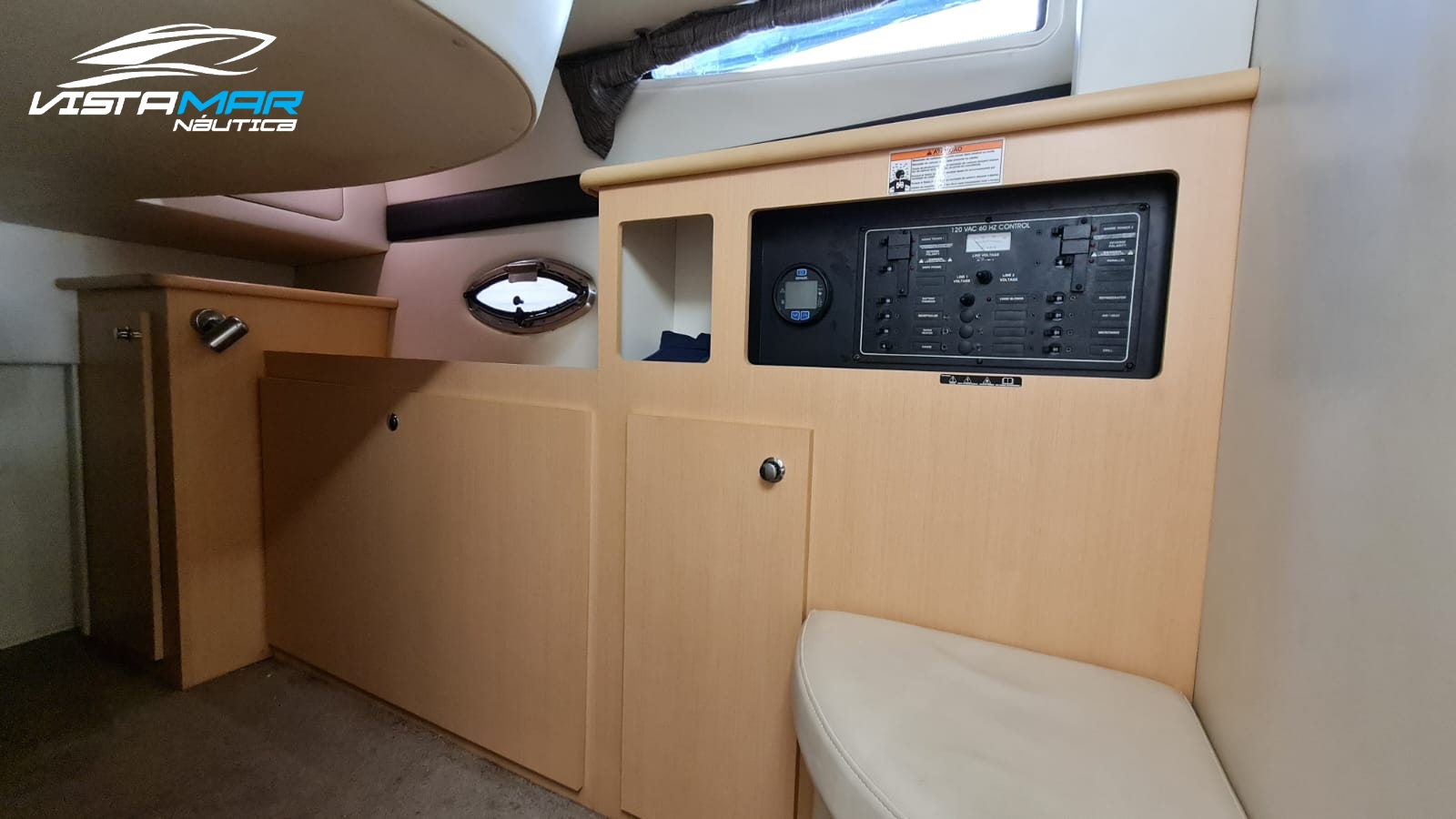 Lancha Bayliner 35 pés - vistamarnautica