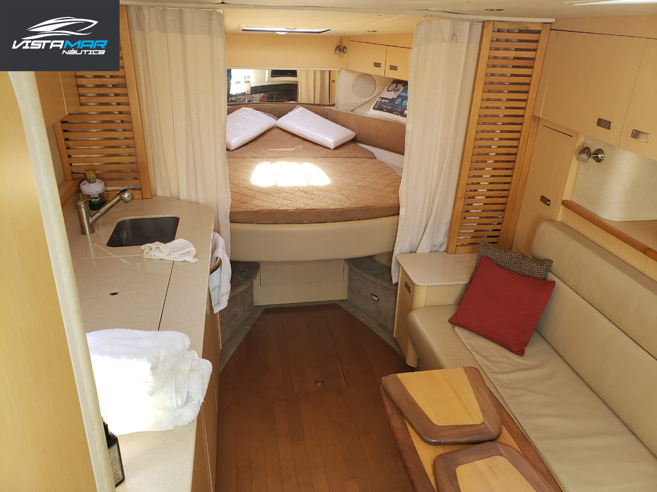 Lancha Sea Ray 39.5 Sundancer - vistamarnautica