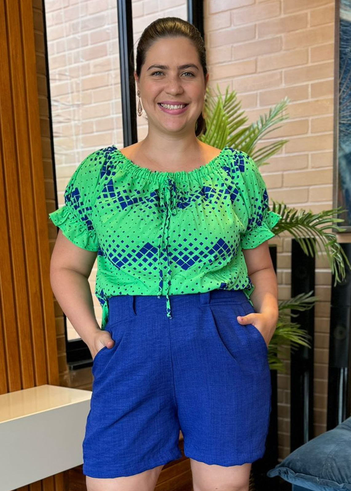 Short de Linho Amazonas Azul Plus Size - Distrito Moda | Moda e Estilo Plus Size