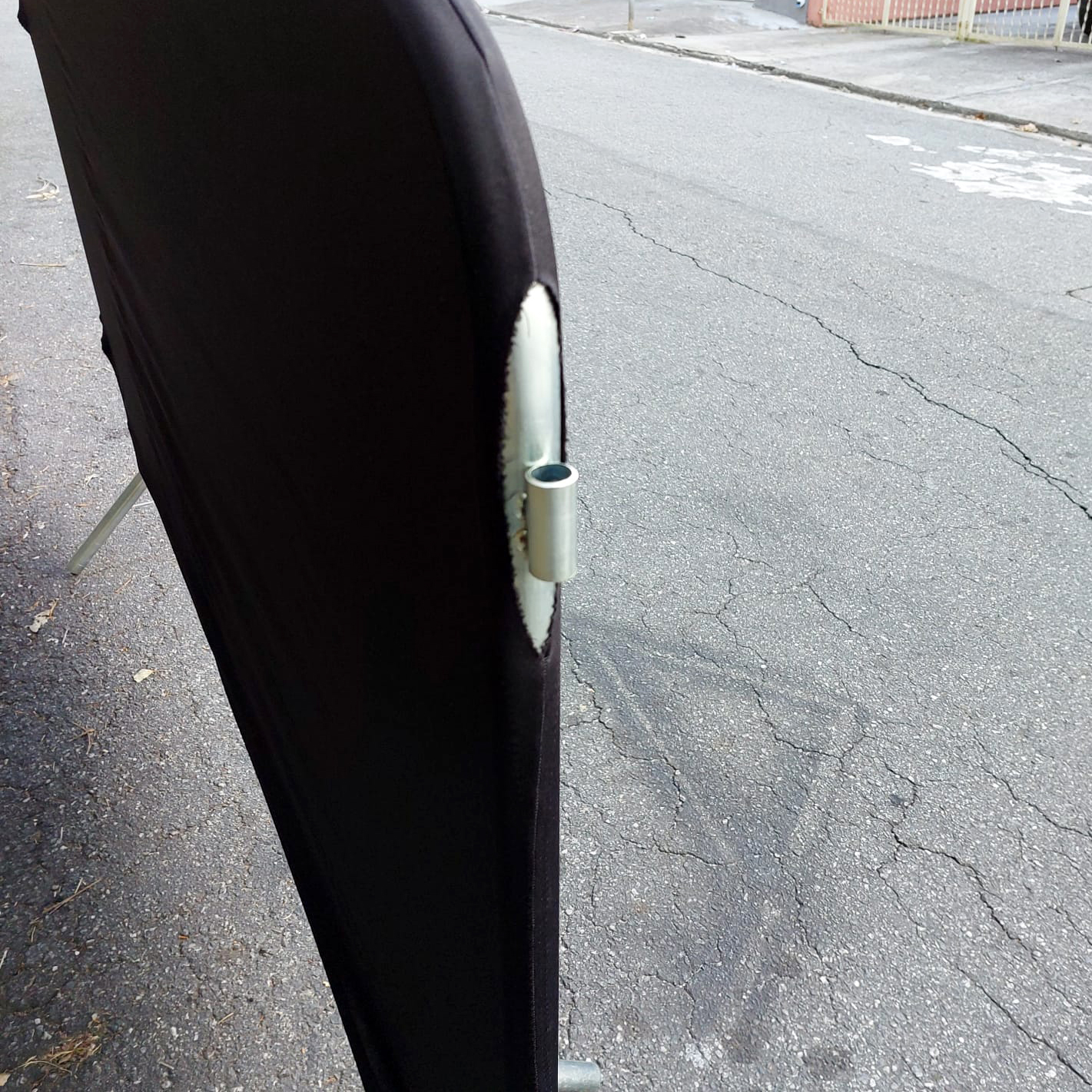 Capa para gradil - separador de público preta lisa - @dobcase