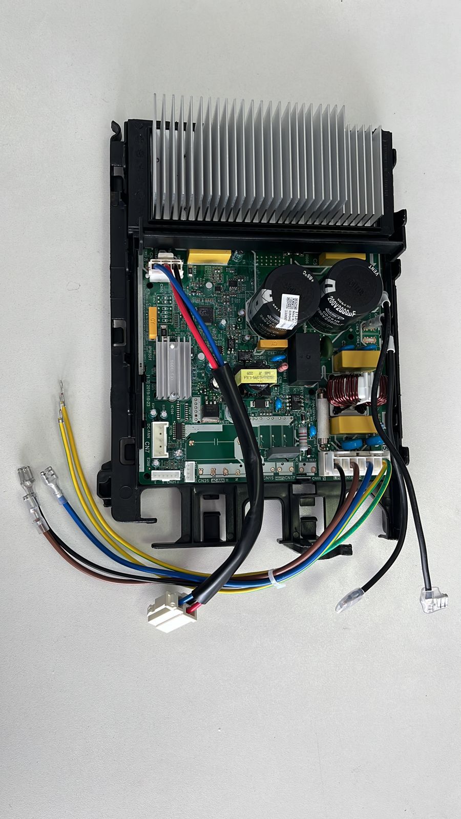 PLACA DE COMANDO CONDENSADORA ELGIN INVERTER CARE 12.000BTUS 127V HBFE ...