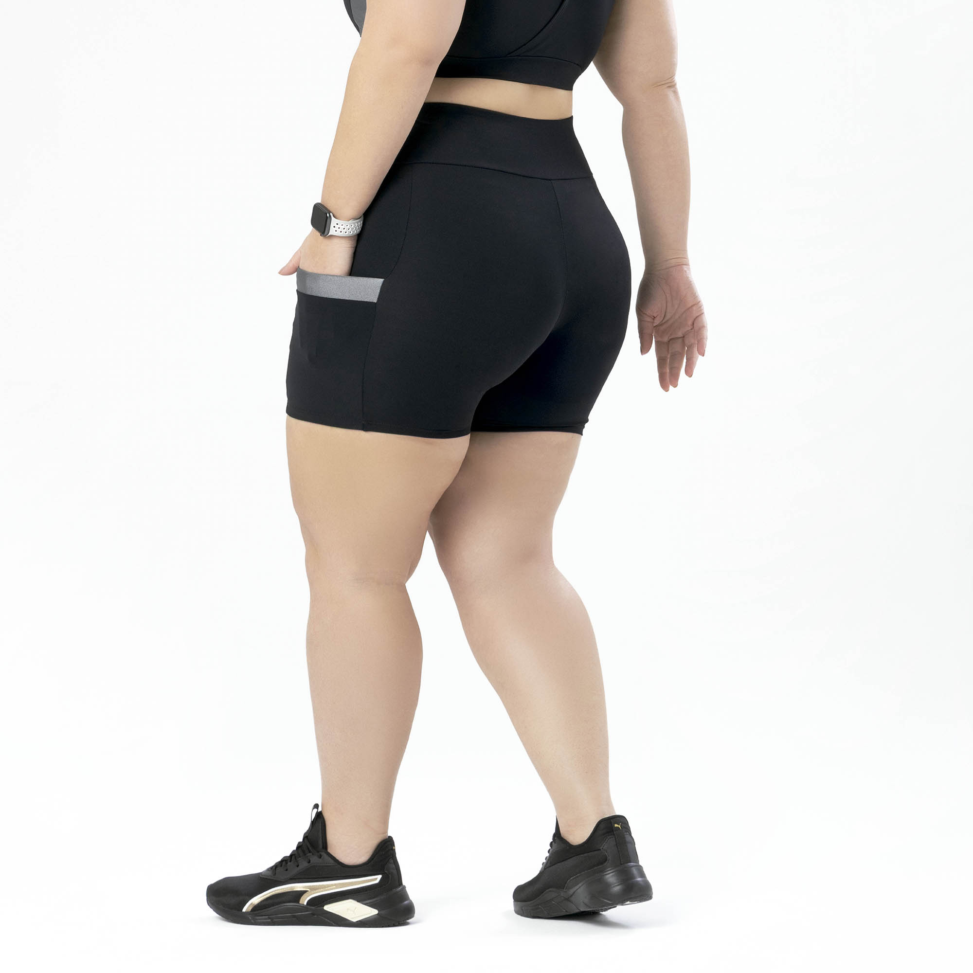 BERMUDA COM RECORTE LATERAL - PLUS SIZE - Selene - Absoluta em Conforto