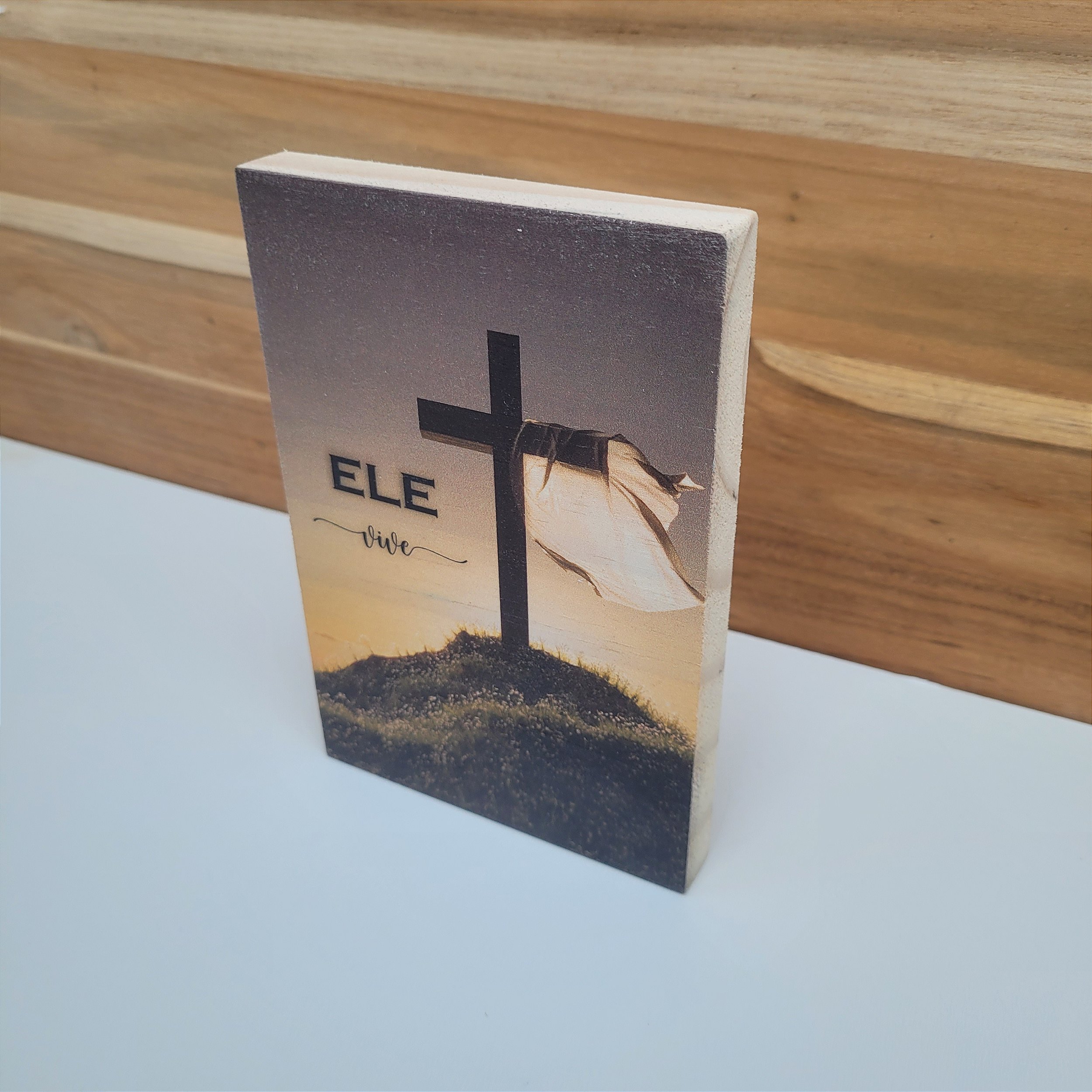 Placa Ele Vive em Madeira 10x15cm com Impressão UV - Produtos em ...
